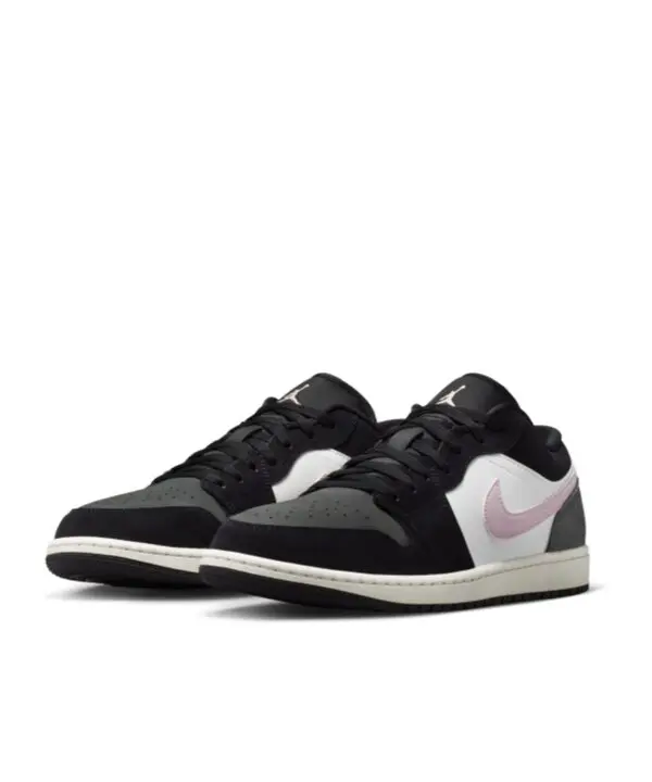 Nike Jordan 1 Low Se Sneakers