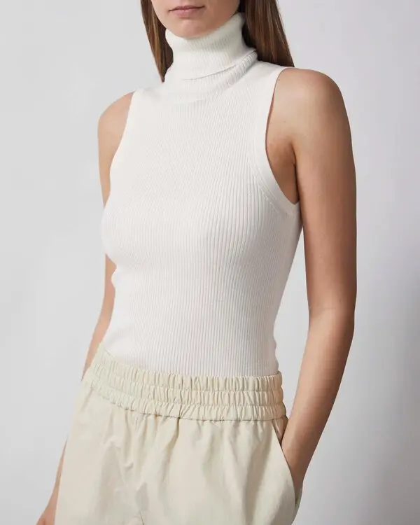 Stylein Fitted Sleeveless Ribbed Knit Turtleneck Top