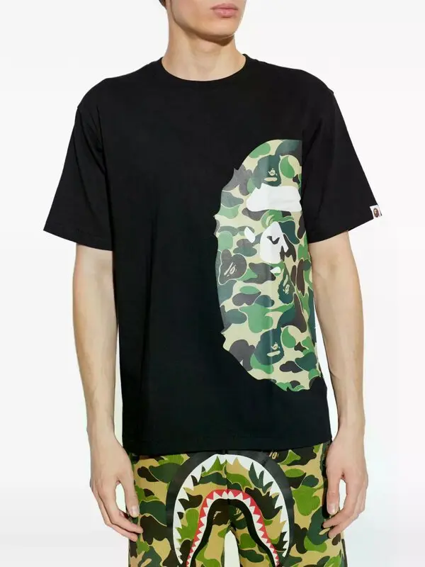 A BATHING APE Camouflage-print T-shirt