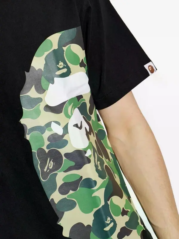 A BATHING APE Camouflage-print T-shirt