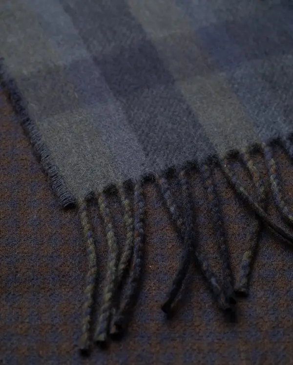 Johnstons Of Elgin Contrast & Brown Check Cashmere Scarf