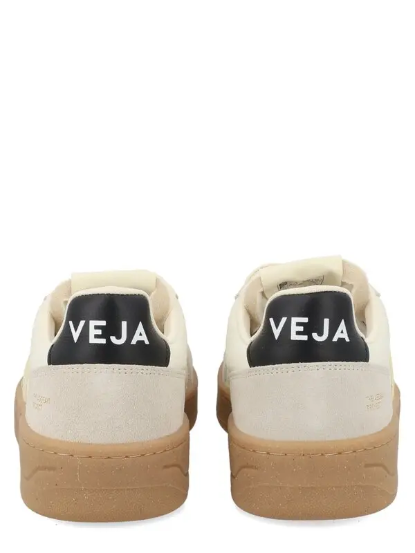 VEJA V-82 Sneakers - Grey