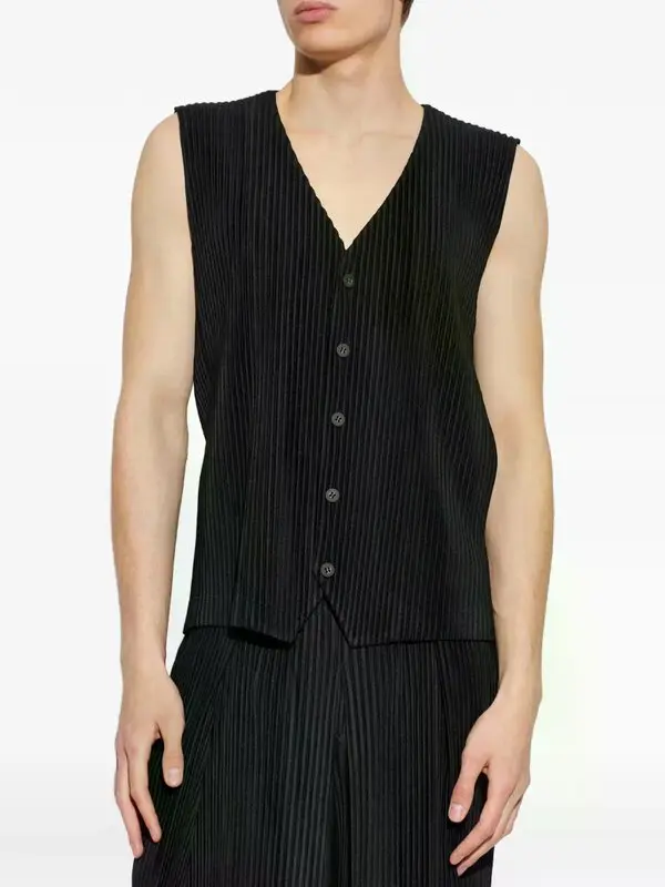 Issey Miyake Pleated V-neck Waistcoat - Black