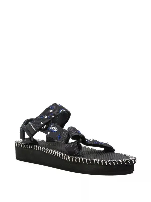 ARIZONA LOVE Trekky Embroidered Sandals