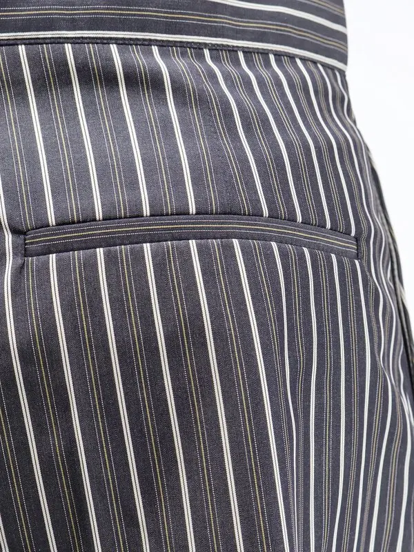 Soeur Henna Pinstripe Pleated Shorts - Gray