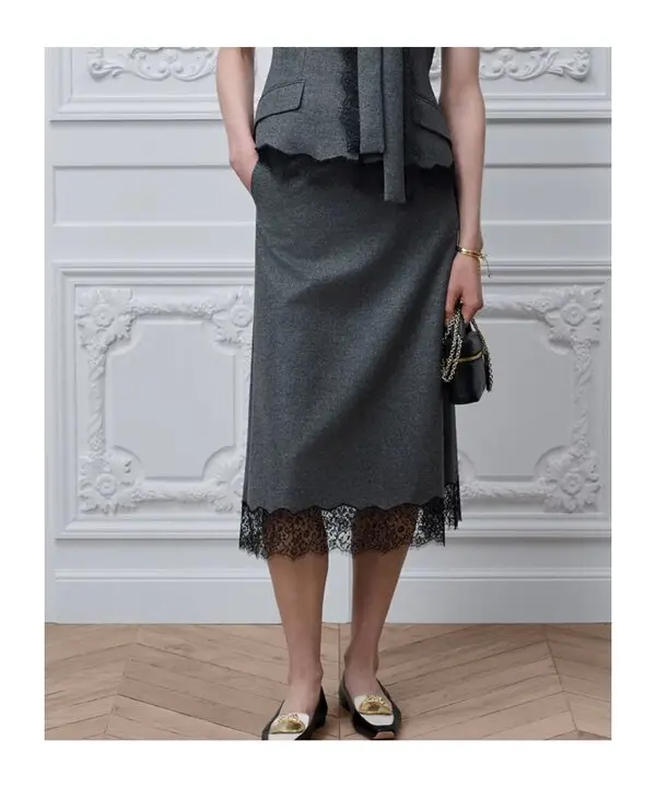 Dior Mid-length Wool-cashmere Flannel Skirt With Lace Hem