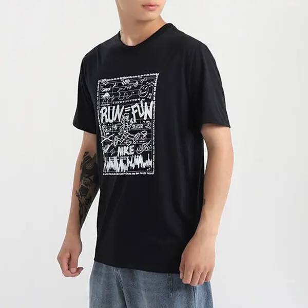 Nike Short Sleeve Graphic Tee