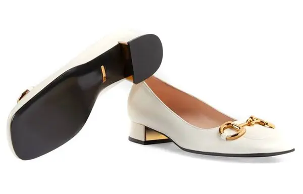 Gucci Ballet Flats With Horsebit Detail - White
