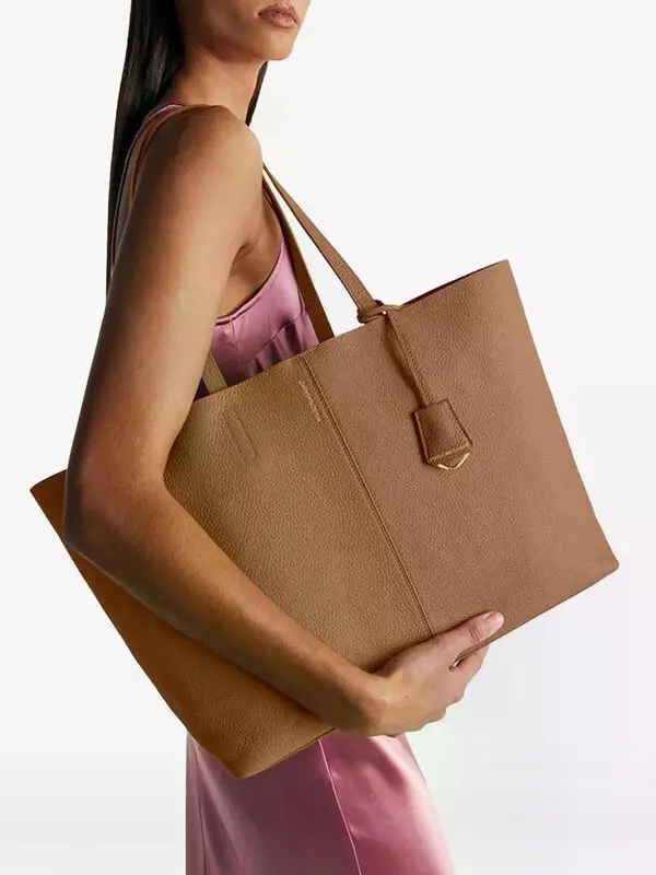 MAISON DE SABRE The Snap Pebbled Tote Bag