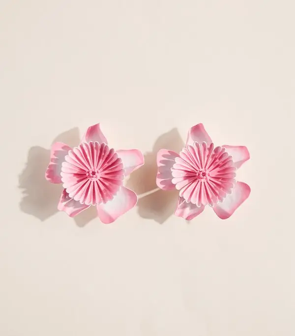Chloé Bloom Clip-on Earrings - Pink