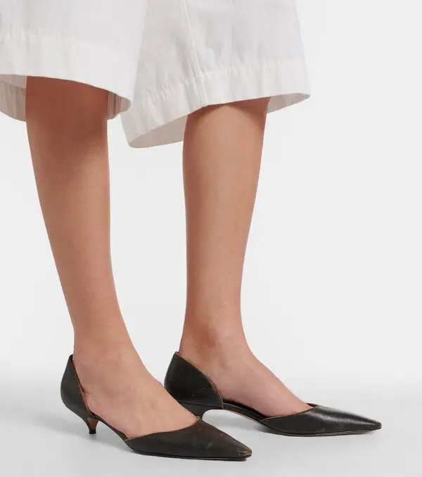 THE ROW Liisa D'orsay Leather Pumps - Brown