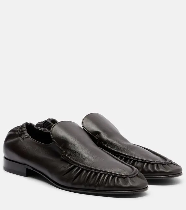 THE ROW Soft Ruched Leather Loafers - Brown