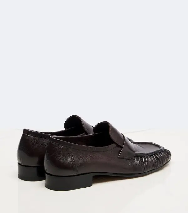 THE ROW Soft Ruched Leather Loafers - Brown