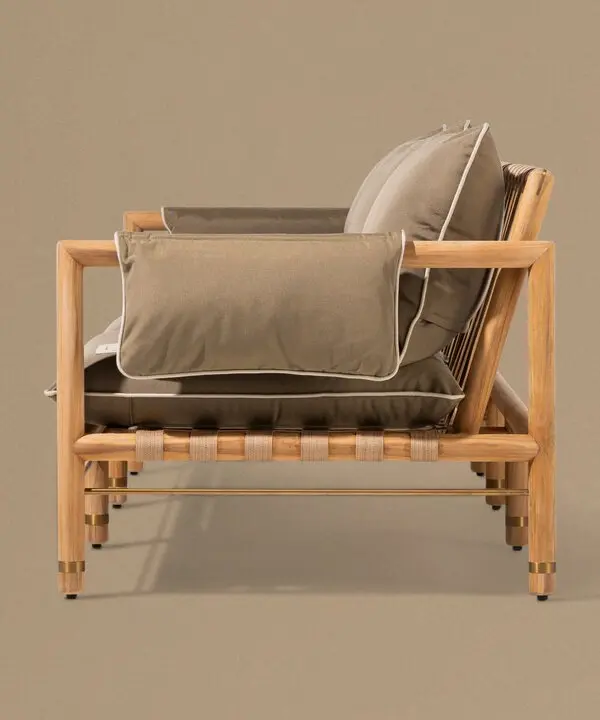 BUSINESS & PLEASURE The Wes Sofa