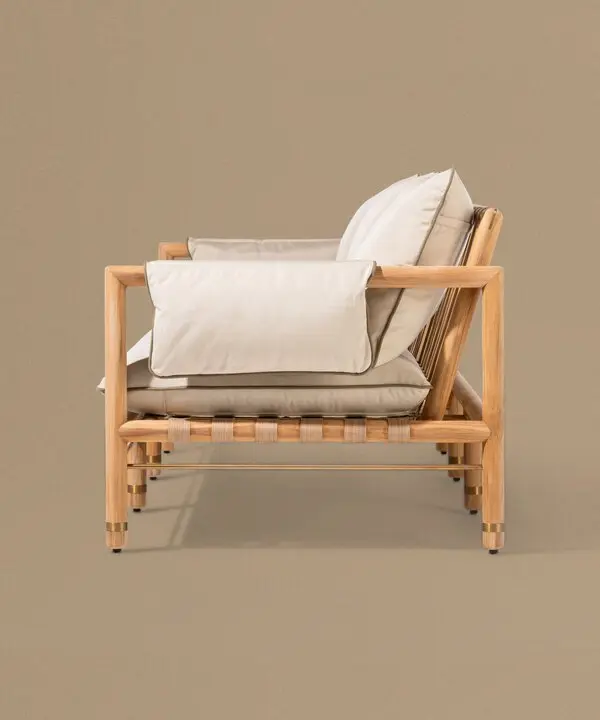 BUSINESS & PLEASURE The Wes Sofa