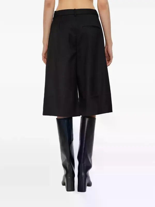 GESTUZ Pleated Wide-leg Shorts