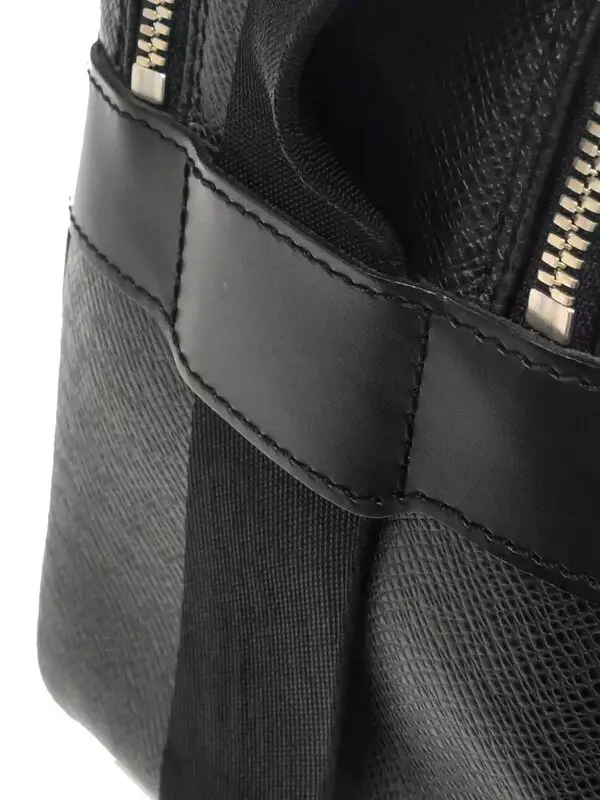 LOUIS VUITTON Taiga Leather Reporter Pm Crossbody Bag