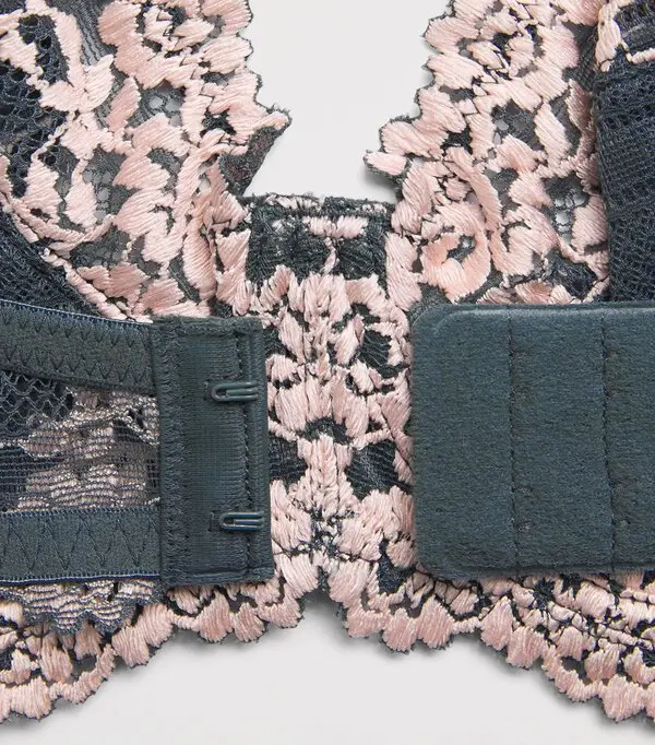 Wacoal Embrace Lace Underwired Bra