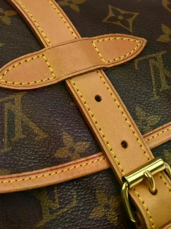 LOUIS VUITTON Monogram Saumur 30 Canvas Shoulder Bag - Brown