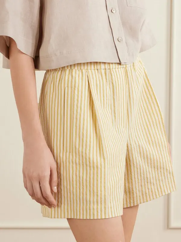 Brunello Cucinelli Striped Cotton-blend Pleated Shorts - Neutrals