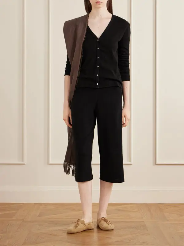 THE ROW Dusk Mako Seamless Cotton Capri Shorts