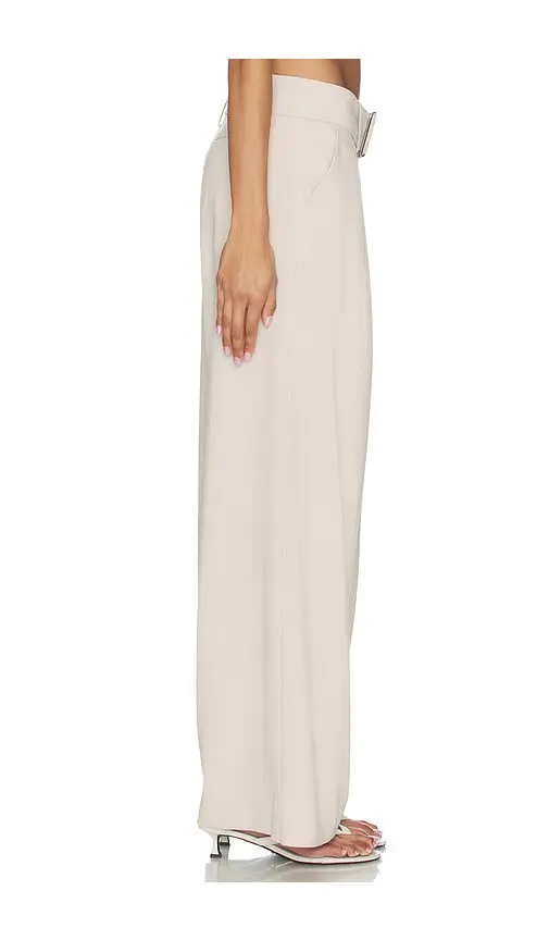 SOVERE / Deena Pant
