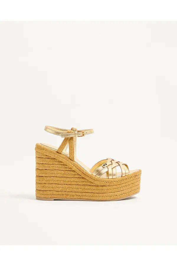 Valentino Garavani Bribri Wedge Sandal In Laminated Calfskin - Red