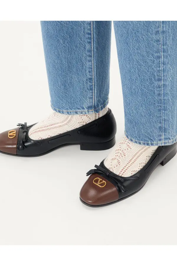 Valentino Garavani Ballerina Flats In Kidskin - Black