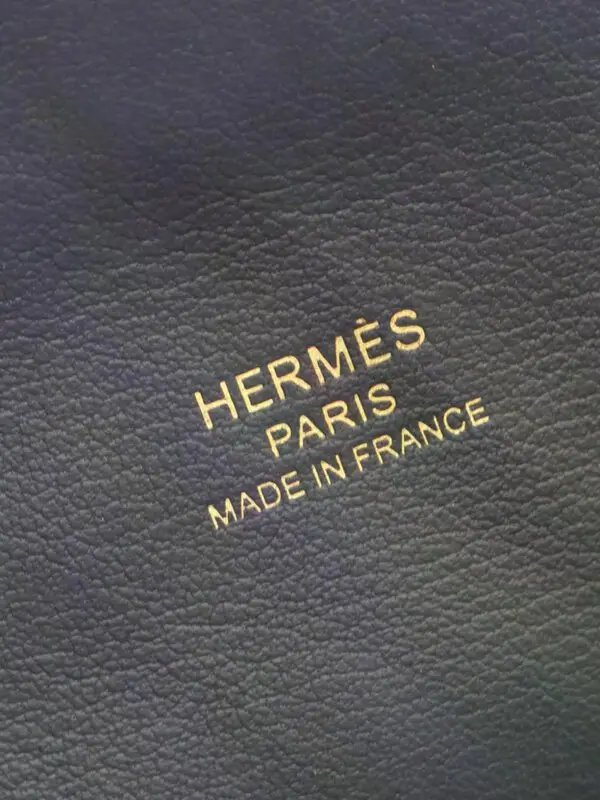 Hermès Veau Swift Voluptu Sac Maximors Shoulder Bag