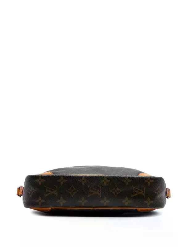 LOUIS VUITTON Trocadero 27 Monogram Crossbody Bag