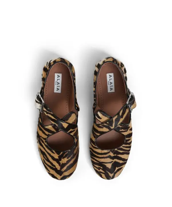 Alaïa Criss-cross Ballet Flats In Tiger Print Haircalf - Black