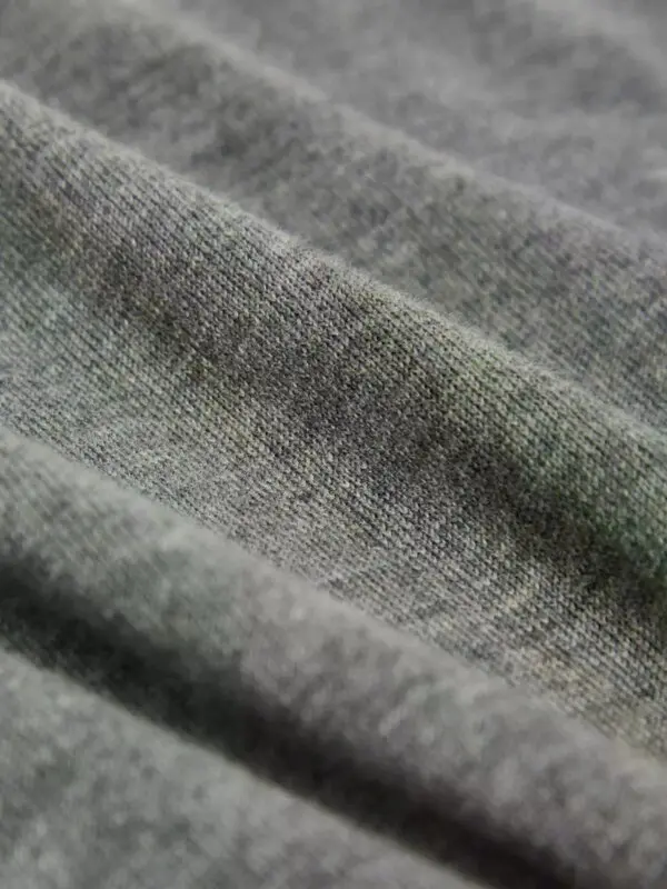 ALLUDE Long Sleeve Crew Neck Sweater