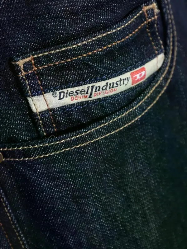 DIESEL® Zatiny Jeans