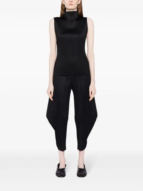 Issey Miyake Tapered Pleated Trousers