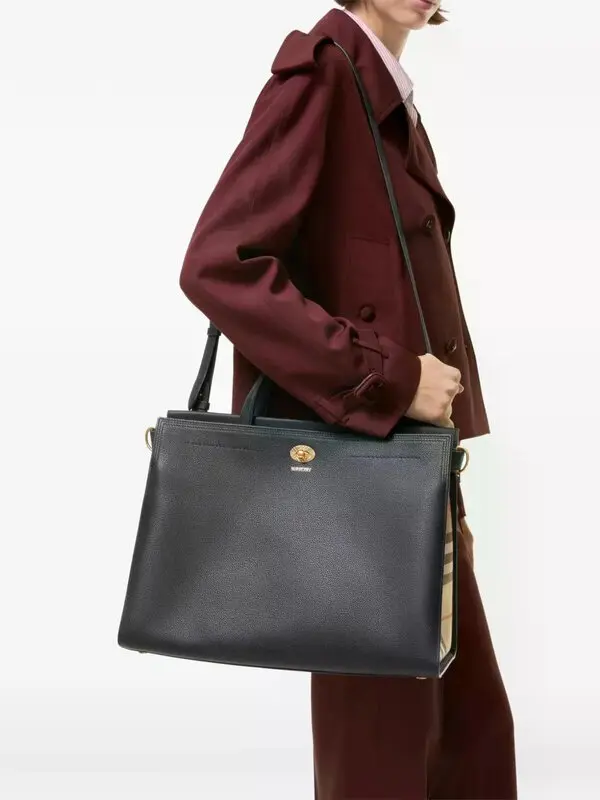 Burberry Medium Cotswolds Check Tote - Black