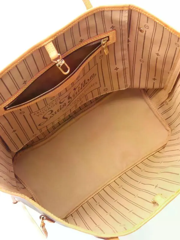 LOUIS VUITTON Monogram Neverfull Mm Tote Bag - Brown