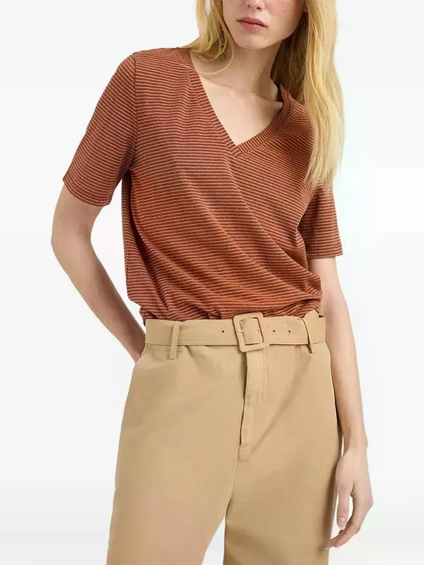 Momoni Striped V-neck T-shirt