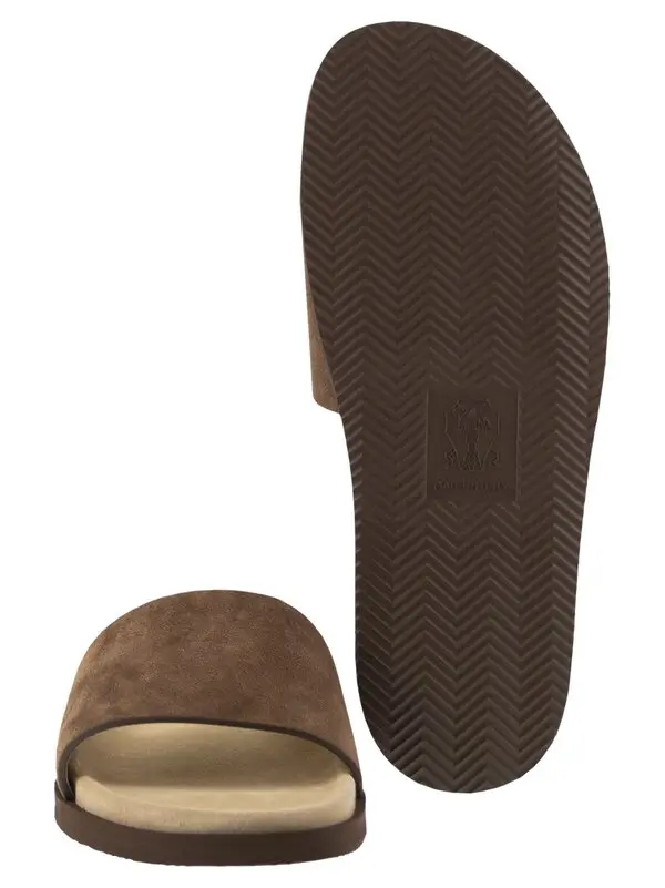 Brunello Cucinelli Flat Suede Sandals - Brown
