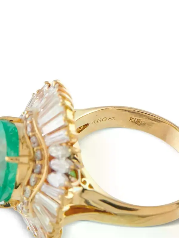LB EXCLUSIVE Emerald And Diamond Ring