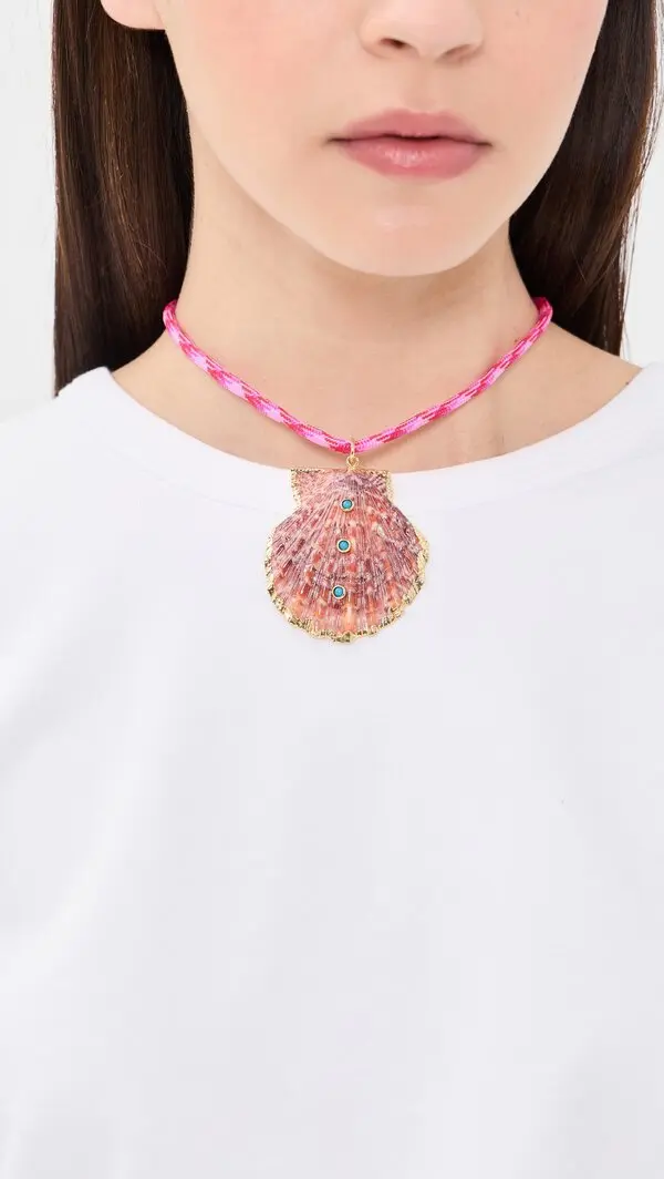LOGAN TAY Dark Rope Seashell Necklace