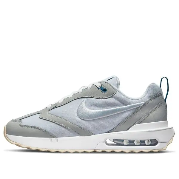 Nike Max Dawn Sneakers - Silver/grey
