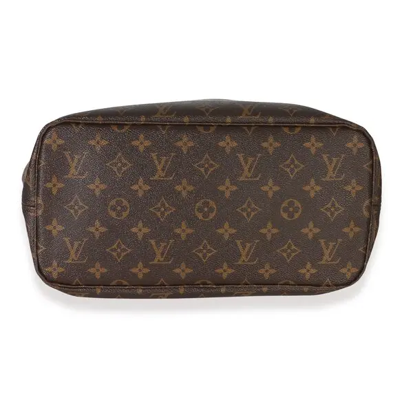 LOUIS VUITTON Neverfull Mm Monogram Canvas Shoulder Bag - Brown