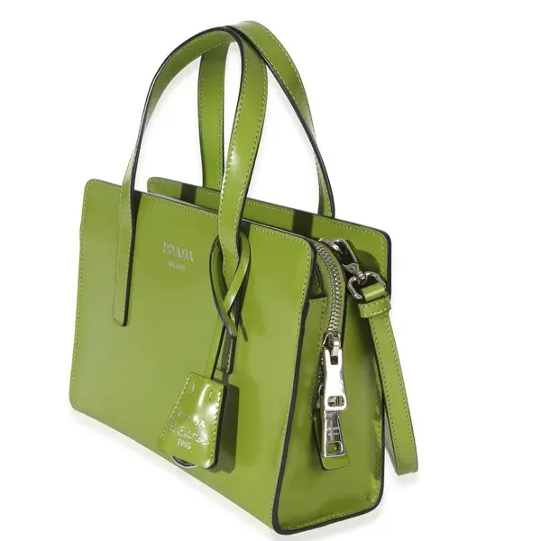 Prada Brushed Leather Re-edition 1995 Bag - Green