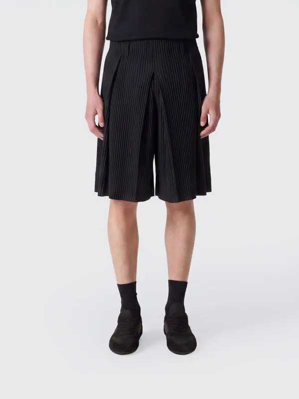 Issey Miyake Homme Plissé Pleated Crêpe Chino Shorts - Black