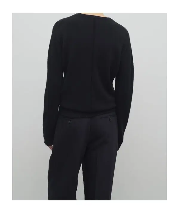 THE ROW Long-sleeved Sweater