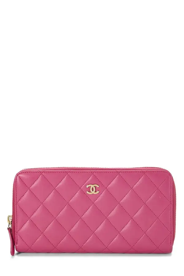 Chanel Quilted Lambskin Zippy Wallet - Pink