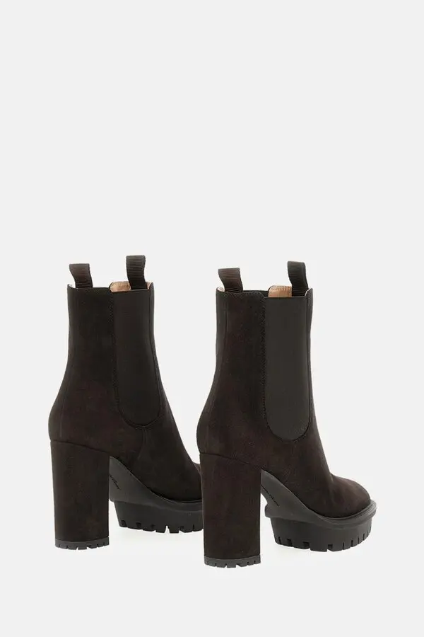 GIANVITO ROSSI Barry Chelsea Boot In Suede