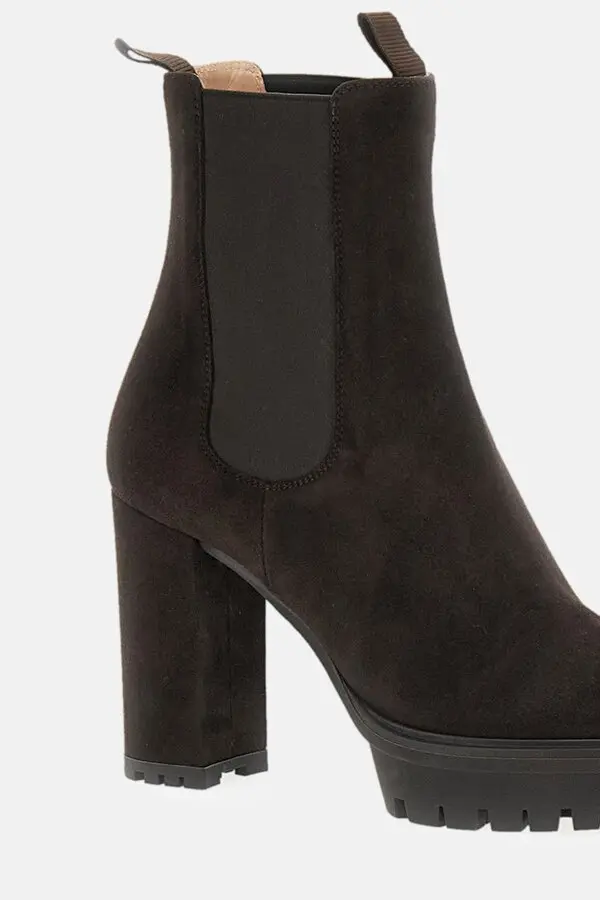 GIANVITO ROSSI Barry Chelsea Boot In Suede