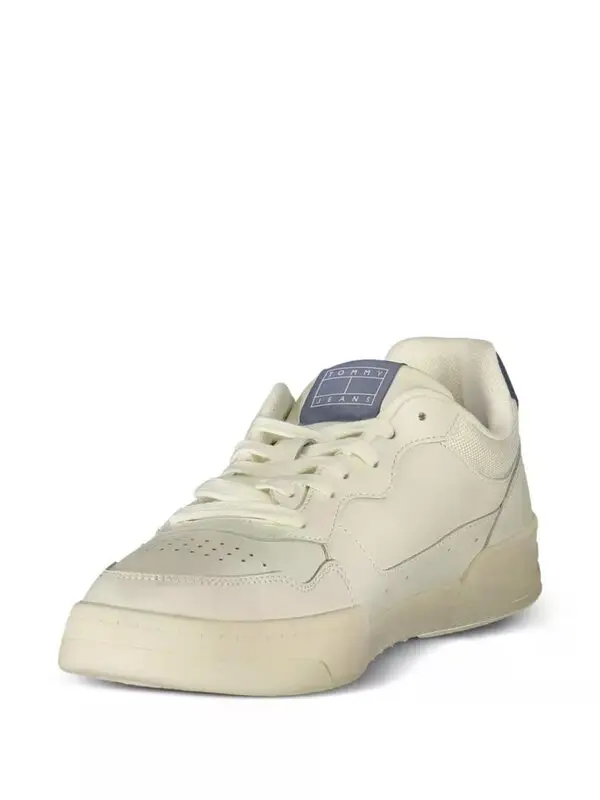 Tommy Hilfiger Logo Patch Lace-up Sneakers