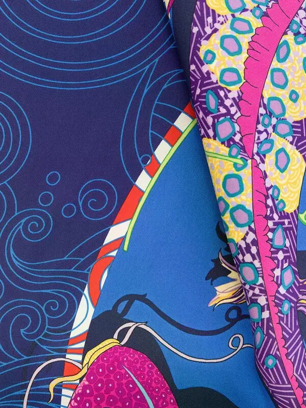 Shanghai Tang Pacific Print Foulard